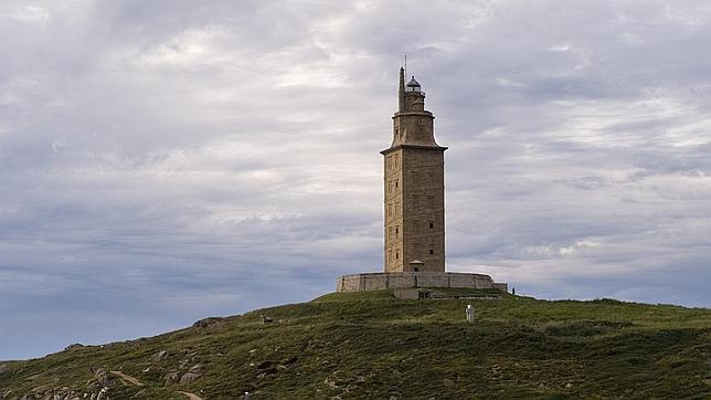 La Torre de Hércules amplía su programa de visitas guiadas a partir de ...