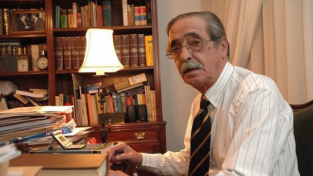 Muere el exfiscal Strassera, famoso por el juicio a las Juntas ...