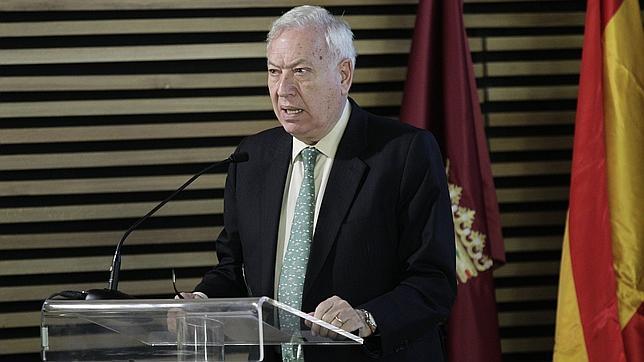 Margallo cree que los sufrimientos de los griegos «serían infinitos» si ...