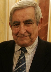 Fallece Gabriel Cisneros, uno de los padres de la Constitución