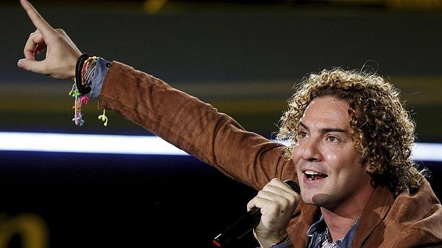 Bisbal ahora es fontanero