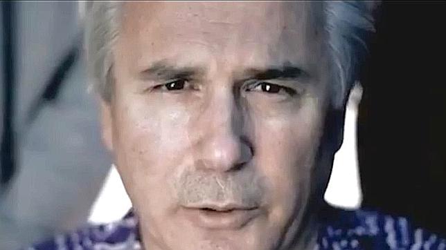 Garzón reaparece en la piel de un refugiado en peligro de muerte