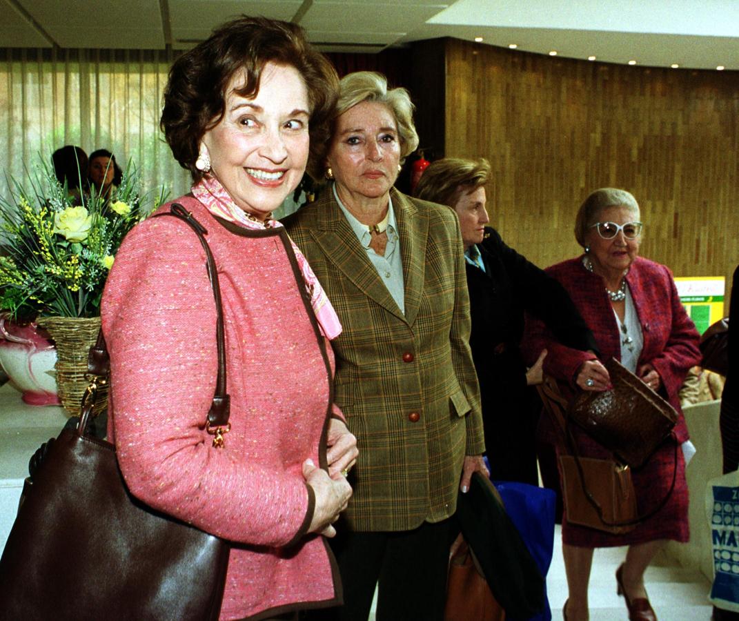 La vida de Carmen Franco Polo, en imágenes
