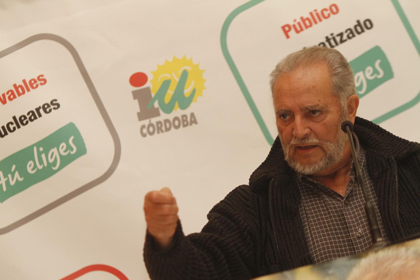 La vida de Julio Anguita, en imágenes