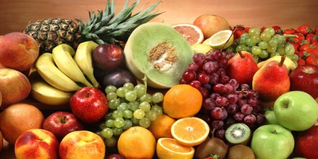 Lo que quizá no sepas de las frutas que parecen naturales y no lo son