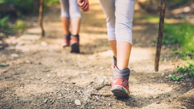 Por qué se nos sube el gemelo y cómo evitar el dolor