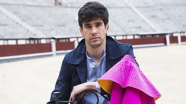 López Simón: «Al toro le tengo miedo, miedo de verdad, miedo con todas ...