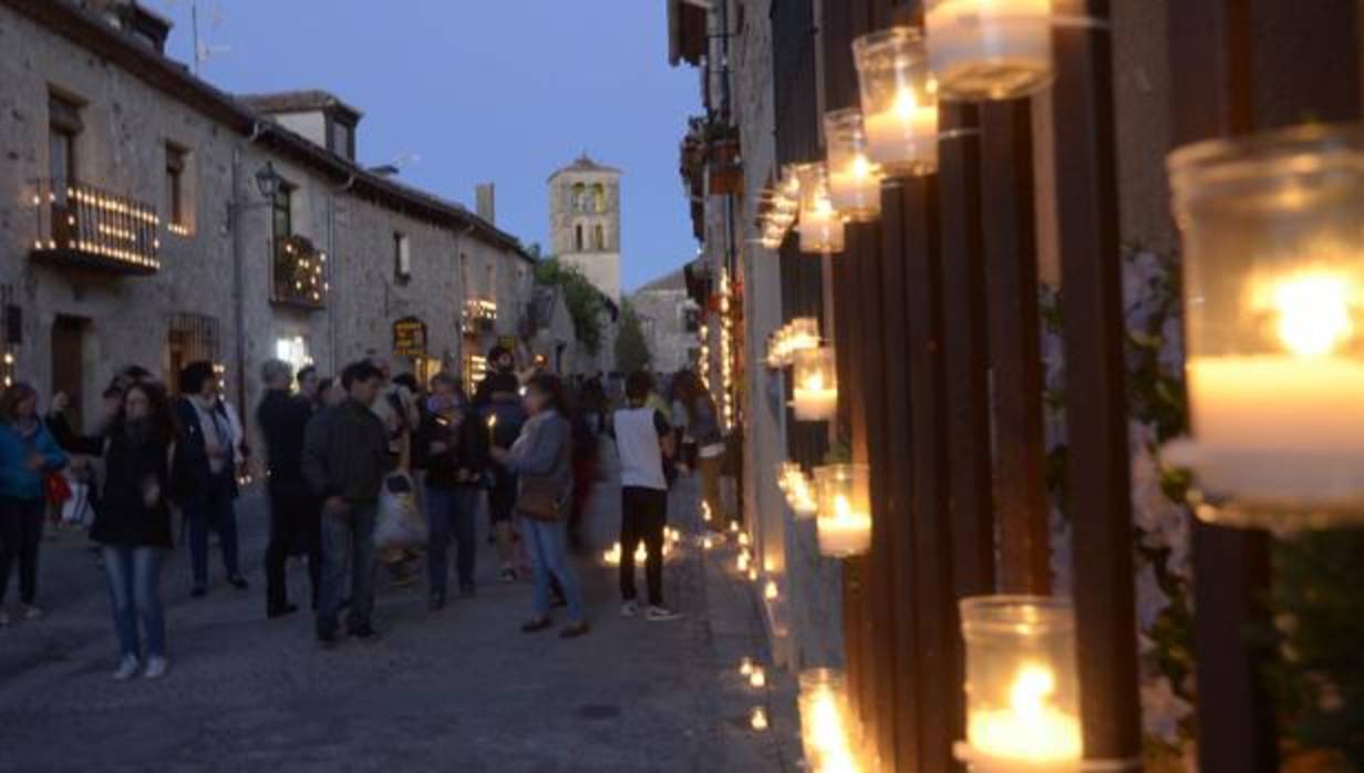 Los conciertos a la luz de las velas de Pedraza dan la bienvenida al verano