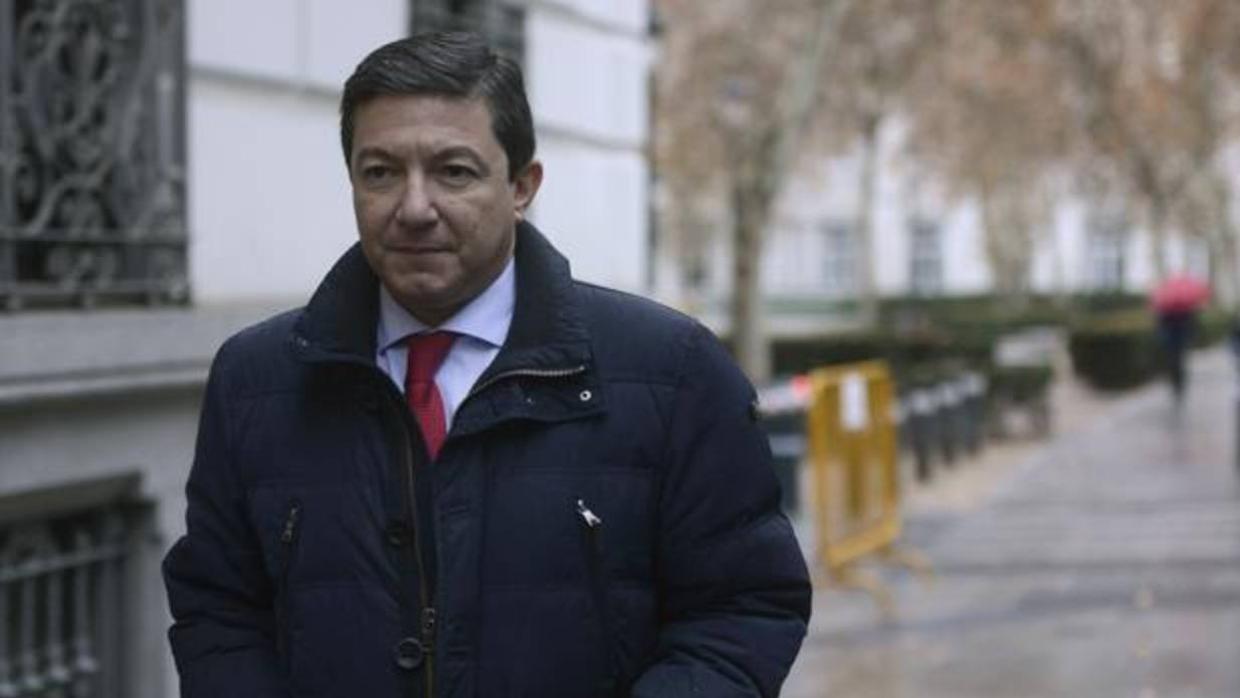 Pedro Calvo testificará el 30 de mayo ante la juez del caso del máster ...