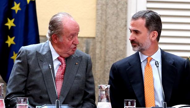 El Rey Felipe Vi Renuncia A La Herencia De Don Juan Carlos Y Le Retira
