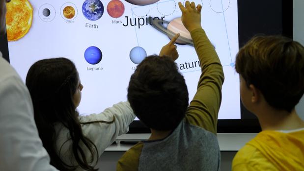 Educación: «Aula del futuro», la tecnología al servicio de la educación