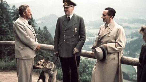Así mató Hitler a su amada perra y a sus cachorros para «salvarles» de ...