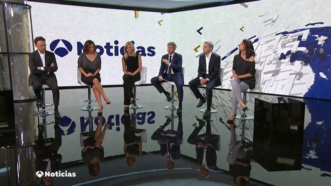 Antena 3 renueva su plató de informativos incorporando la realidad ...