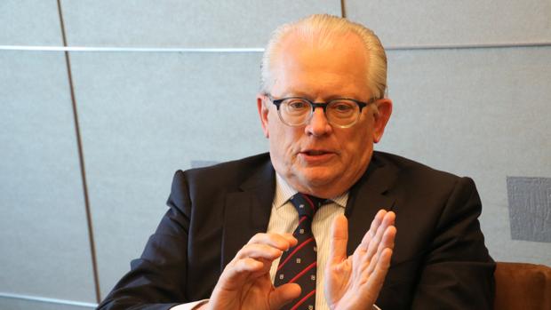 Stephen Stahl: «Hemos criminalizado la enfermedad mental»